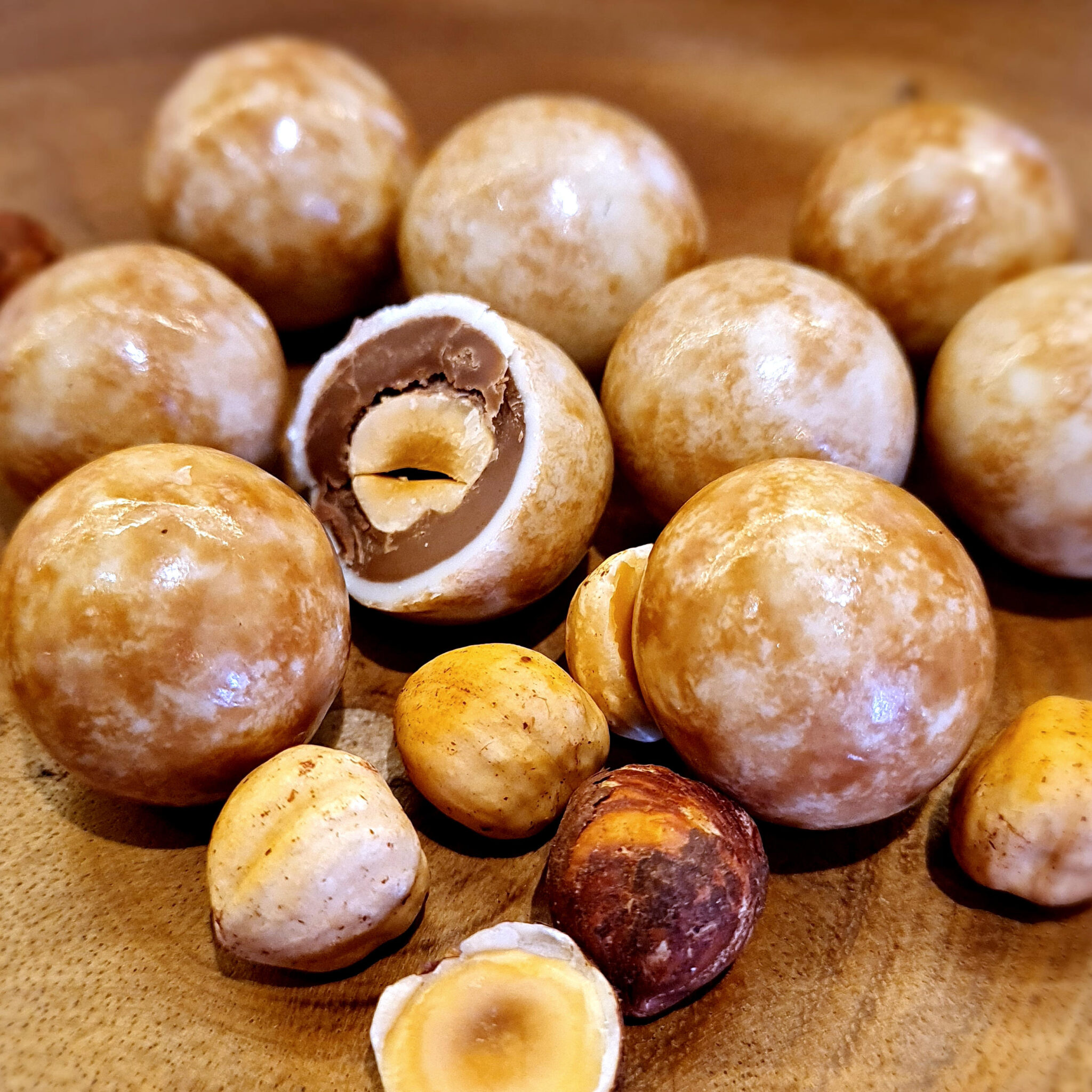 Hazelnut Slab / 70% Cocoa | Noosa Chocolate Factory