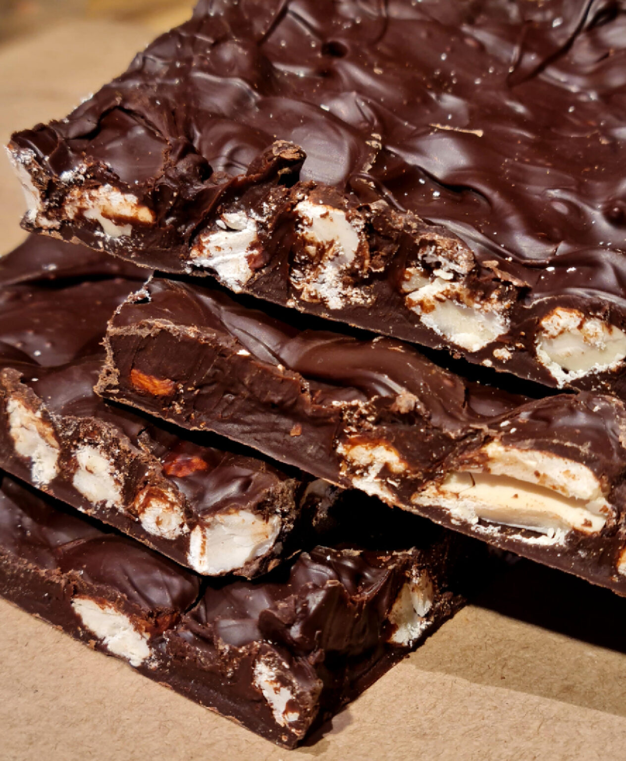 Almond Slab / 36% Cocoa | Noosa Chocolate Factory